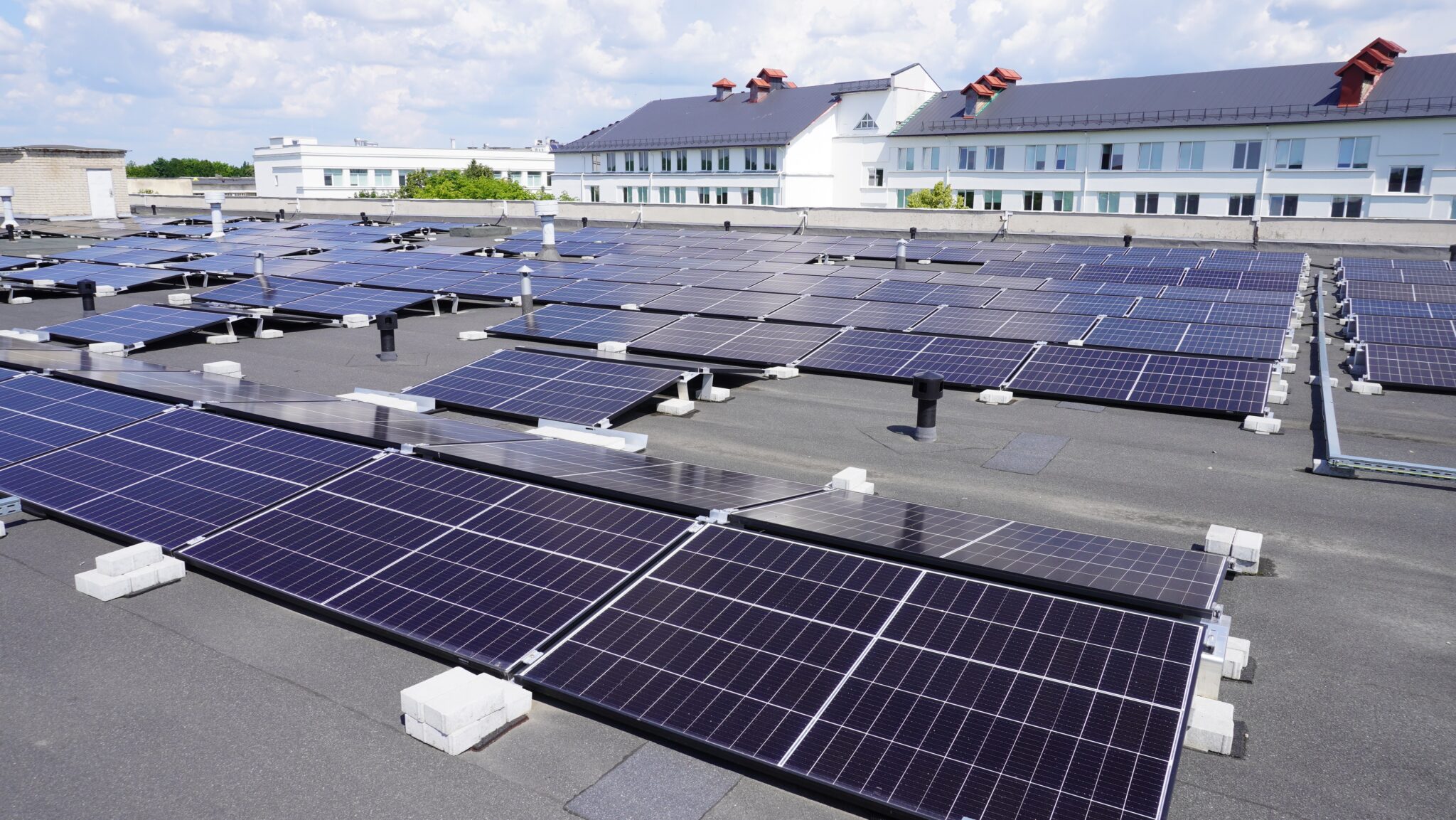 An important infrastructure project – a 500 kW solar power plant – has ...